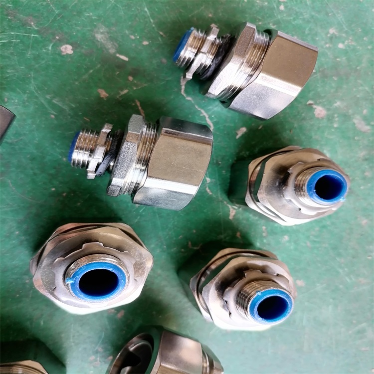 批发蓝田县不锈钢蛇皮管接头DN16卡套接头自固式接头DPJ端接头_不锈钢蛇皮管接头_宝鸡福莱通机械有限公司