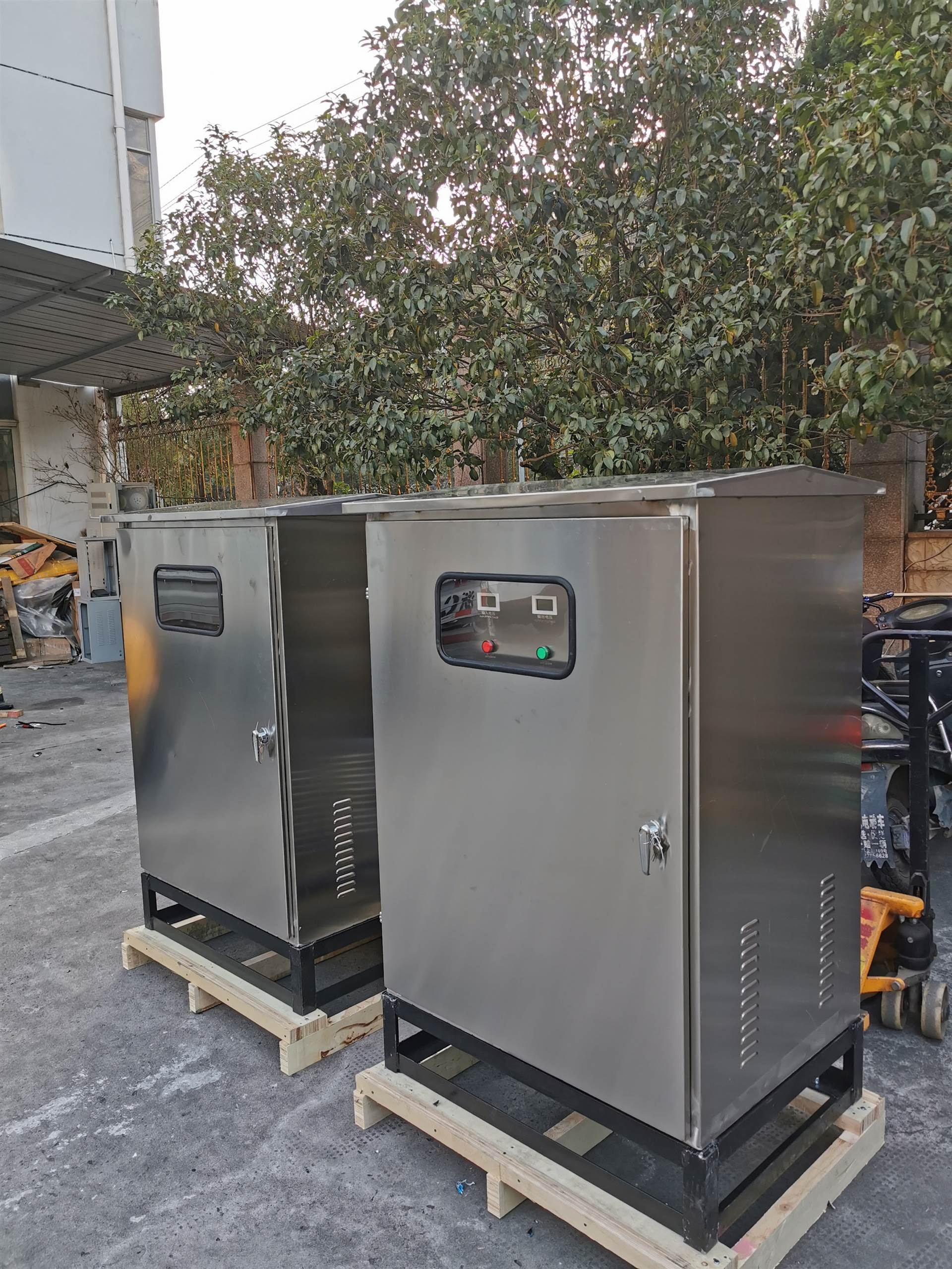 高精度稳压电源-SCWY-200kvA-搜了网