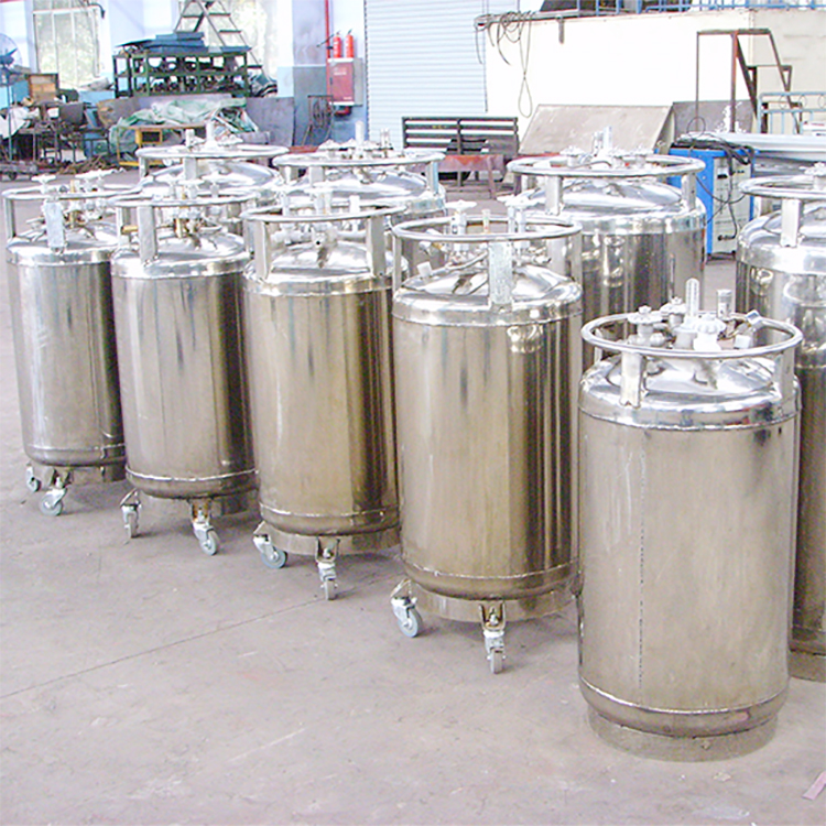 昌都 自增压低温液氧容器报价-立式自增压液氮补给罐 成都华能_自增压低温液氧容器报_成都华能低温设备制造有限公司（销售部）