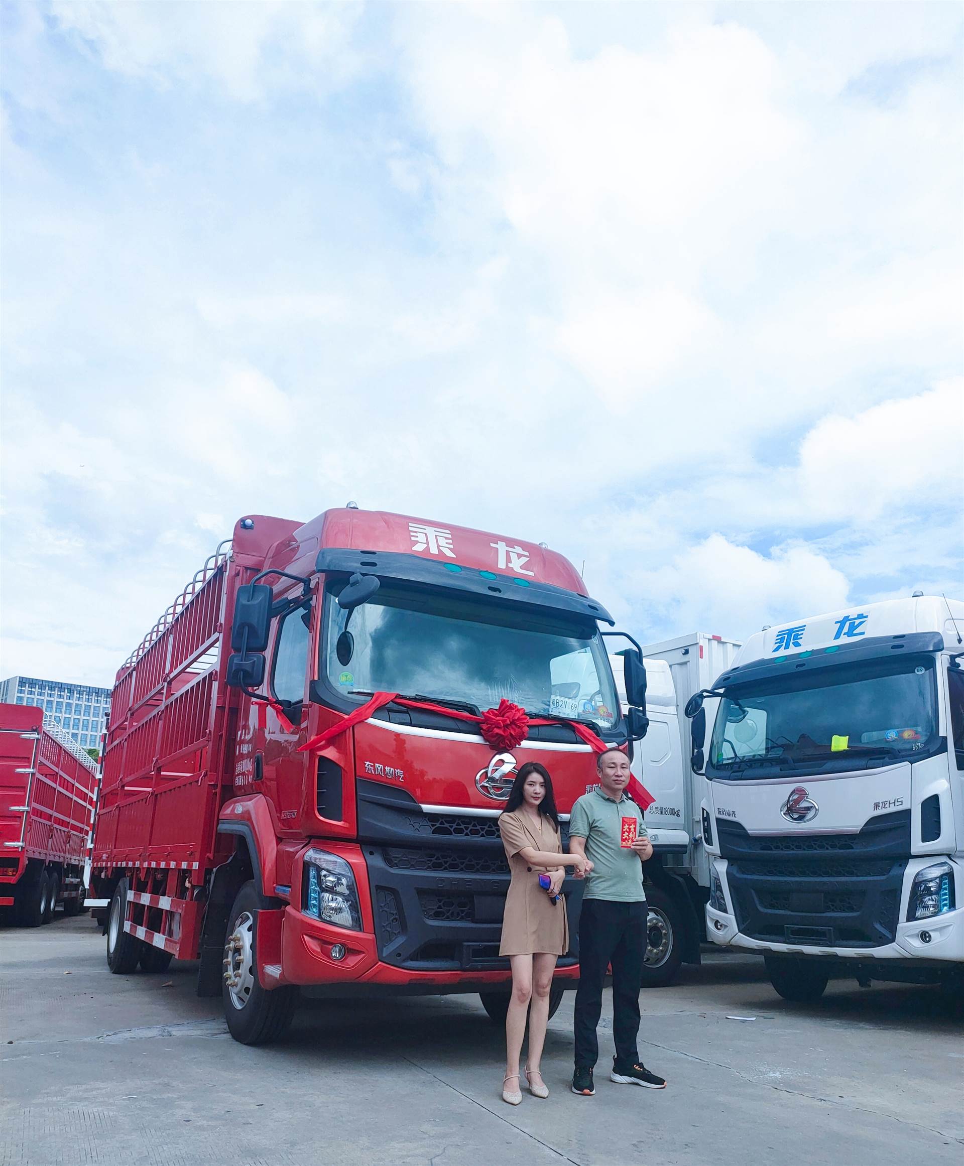 深圳柳汽乘龙4S店H5玉柴240和245马力的配置价格区别价格、电话、图片