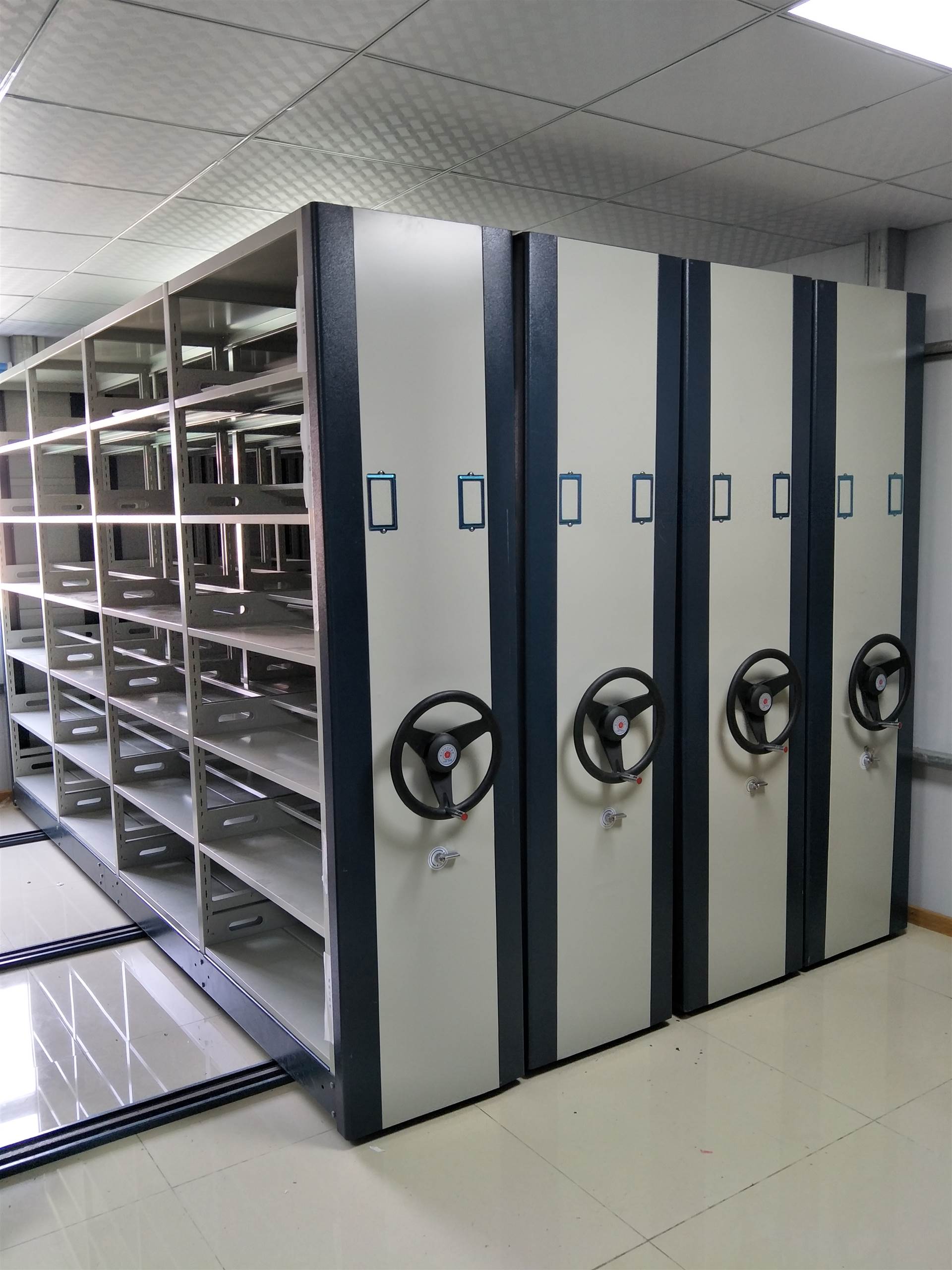 汕头档案密集架厂家 电动密集柜、手摇密集柜批发厂家_汕头档案密集架厂家_广州柜尊家具有限公司